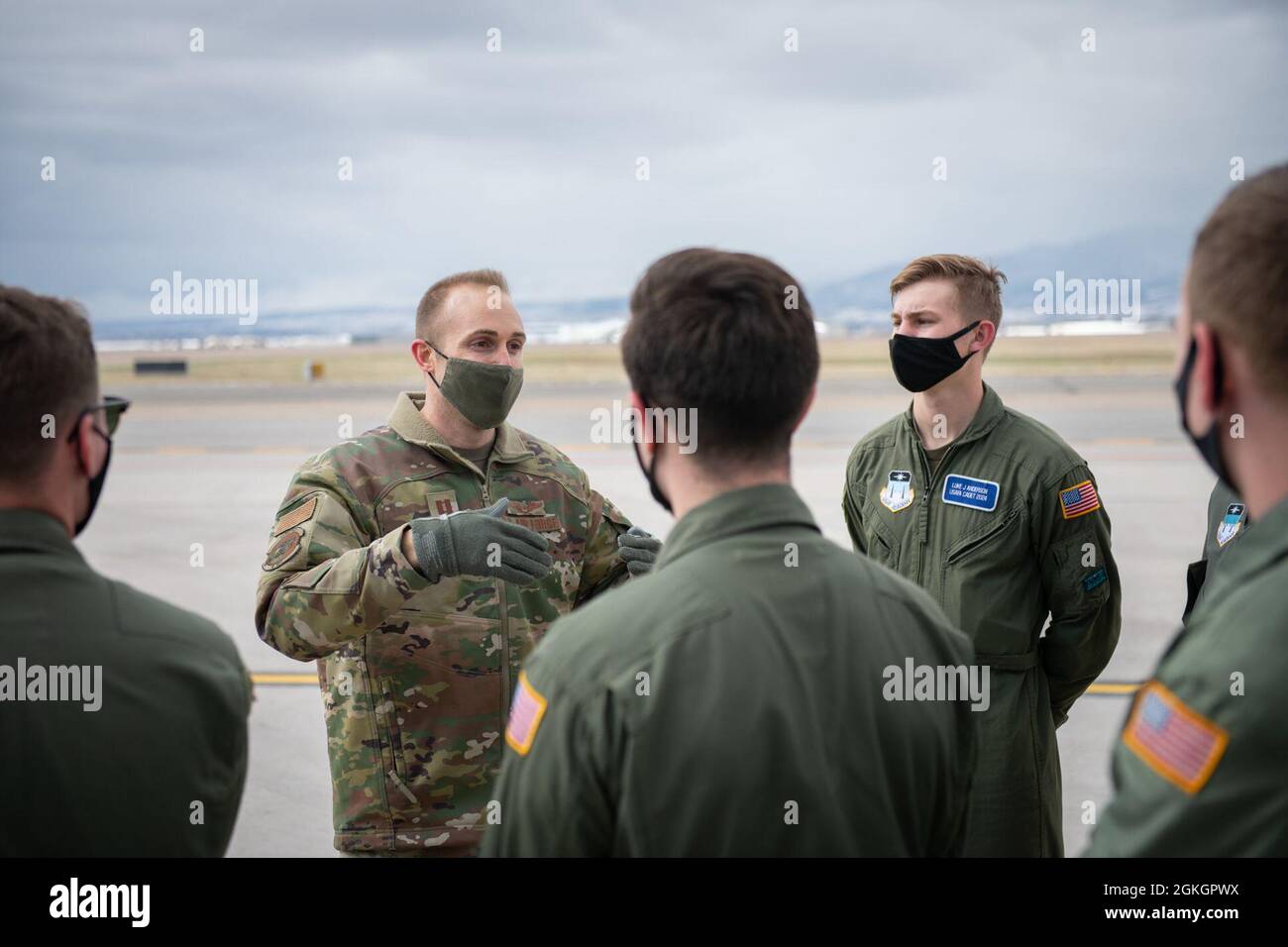 U.S. Air Force Academy cadets participate in an aircraft ...