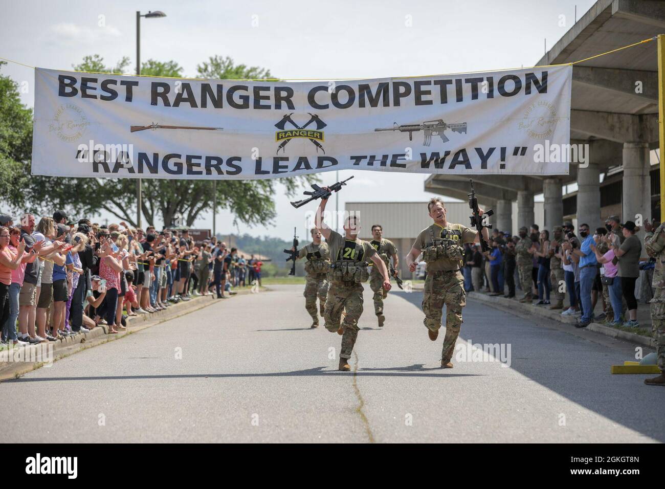 U.S. Army 1st Lt. Reid Sealby and 1st Lt. Andrew Farrell, assigned to ...