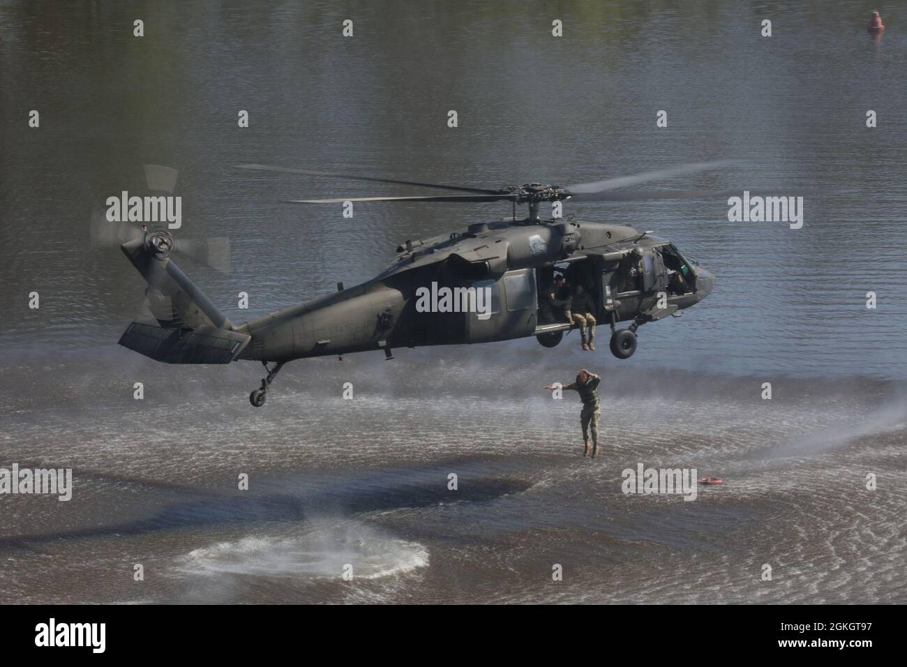 U.S. Army Rangers participate in the Combat Water Survival Assessment ...