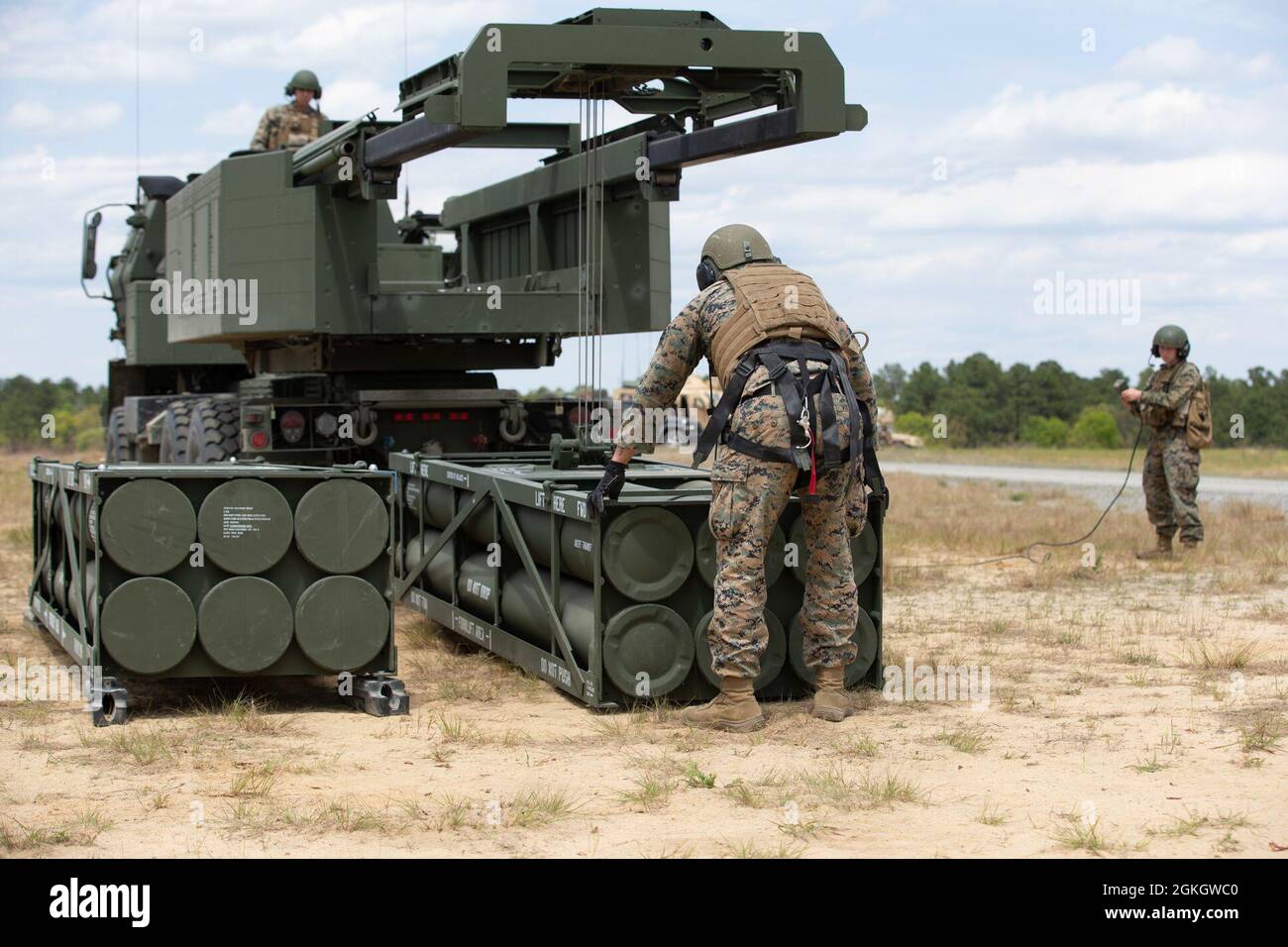 U.S. Marines with 1st Battalion, 10th Marine Regiment, 2d Marine ...