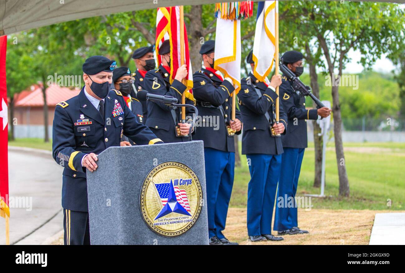 Lt. Gen. Robert P. White gathers with Guillén family during the ...