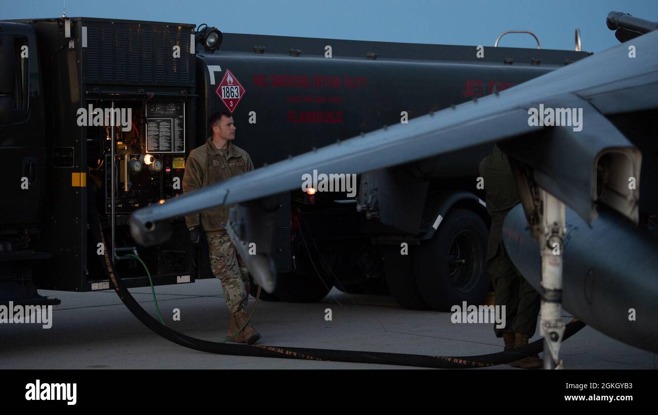 124th logistics readiness squadron hi-res stock photography and images ...