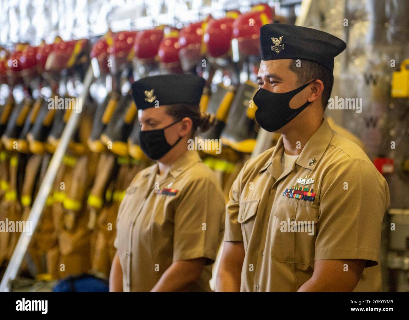 PACIFIC OCEAN (April 19, 2021) Engineman 2nd Class Alexis Zweygardt ...