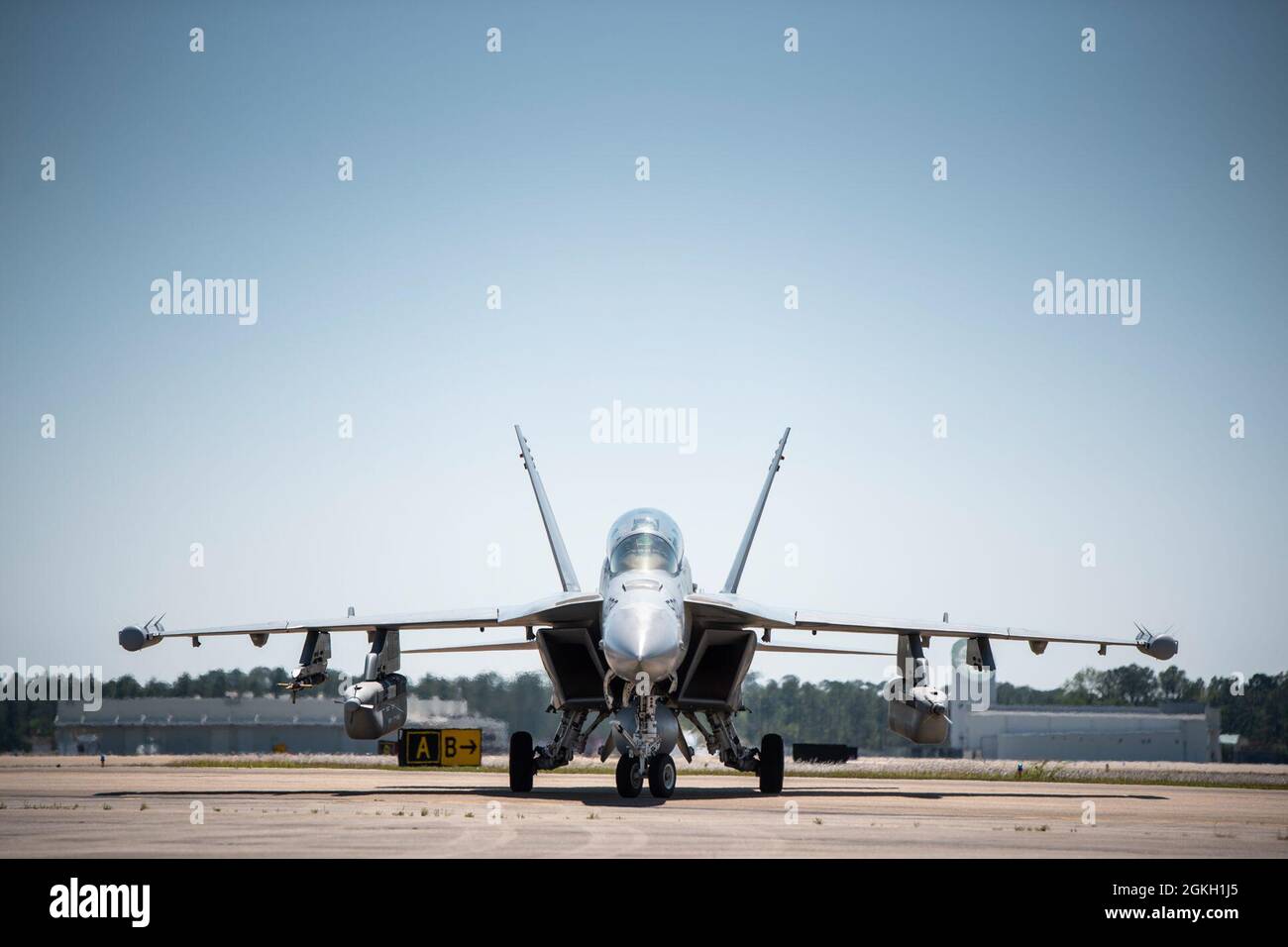 An EA-18G Growler assigned to Electronic Attack Squadron (VAQ) 209, U.S ...