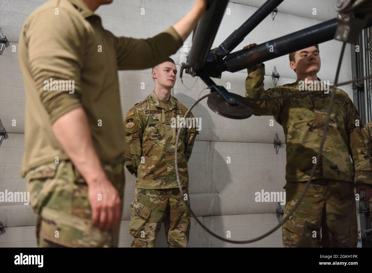 341st maintenance group hi-res stock photography and images - Alamy
