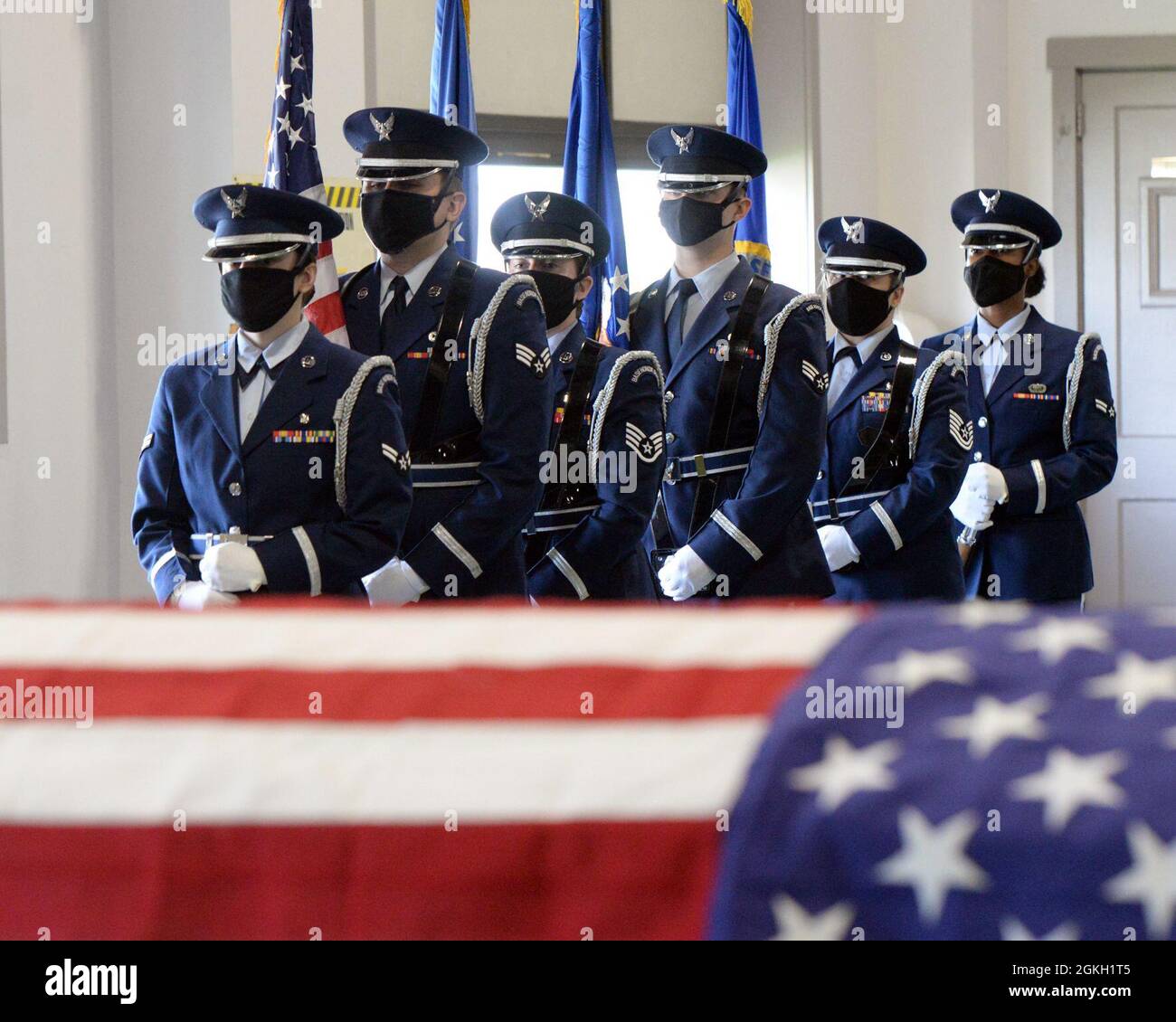 U.S. Air Force Ceremonial Guardsmen bring in the colors during the ...