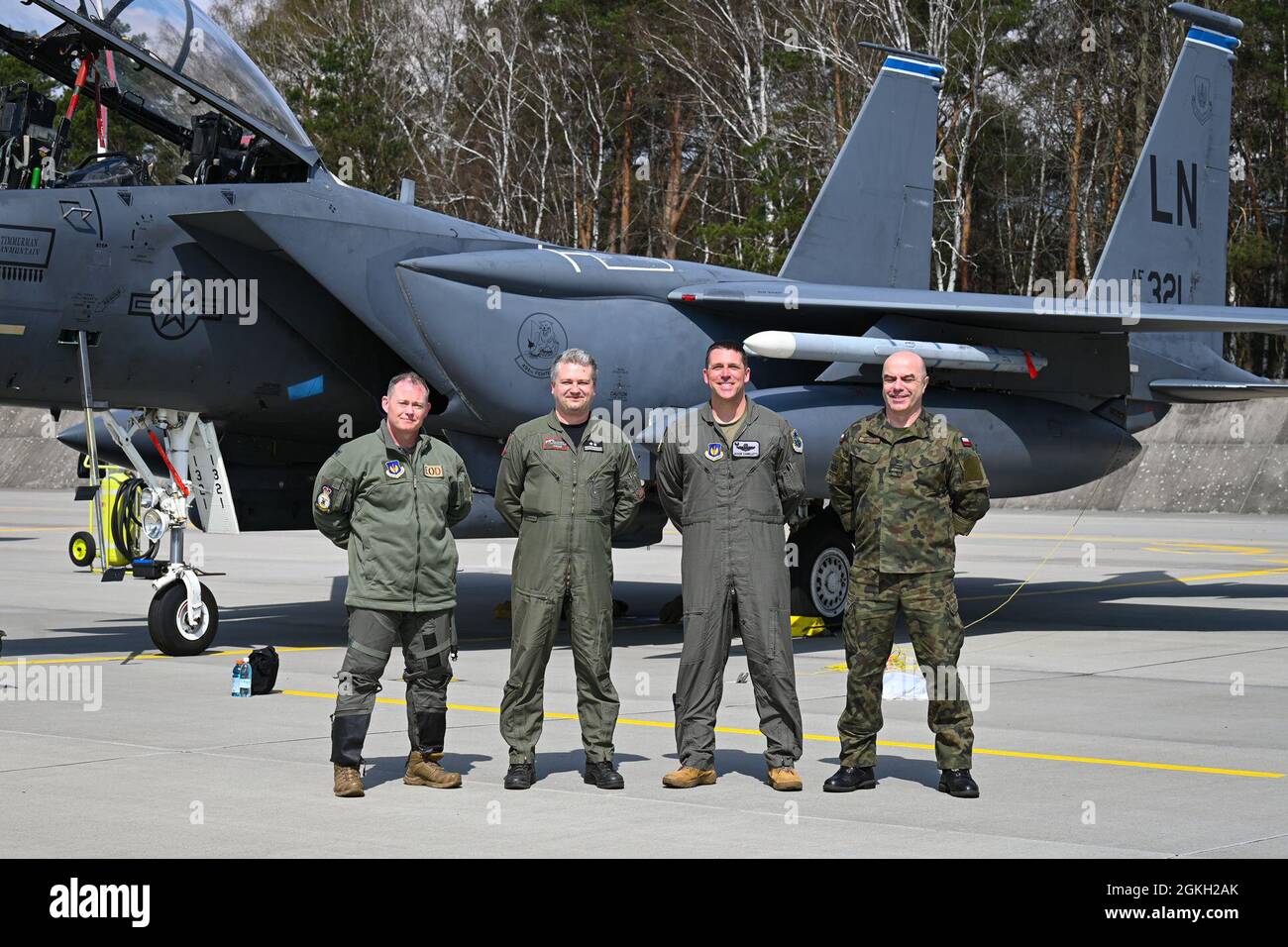 Col. Landon Phillips (left), 48th Mission Support Group commander, Lt ...