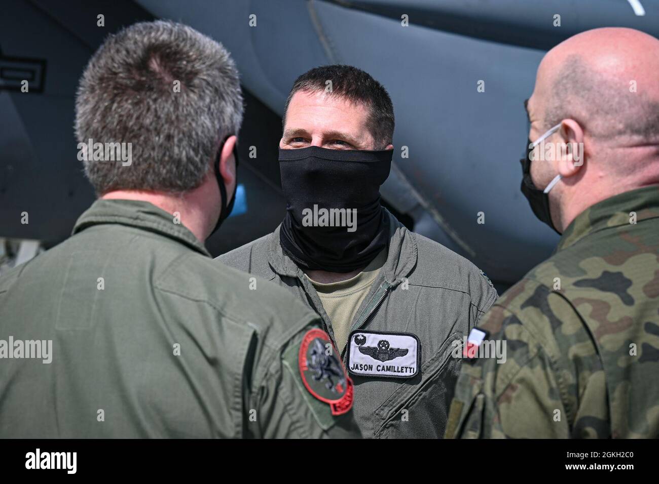 Col. Jason Camilletti, 48th Fighter Wing commander, talks to Lt. Col ...