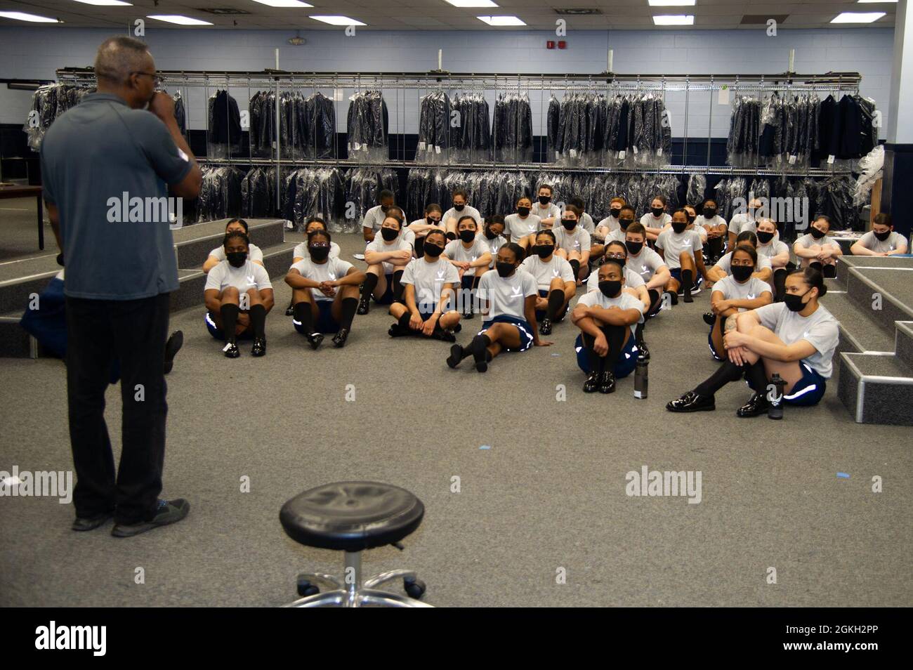 Cecil Harvey (left), 502nd Logistics Readiness Squadron lead supply ...