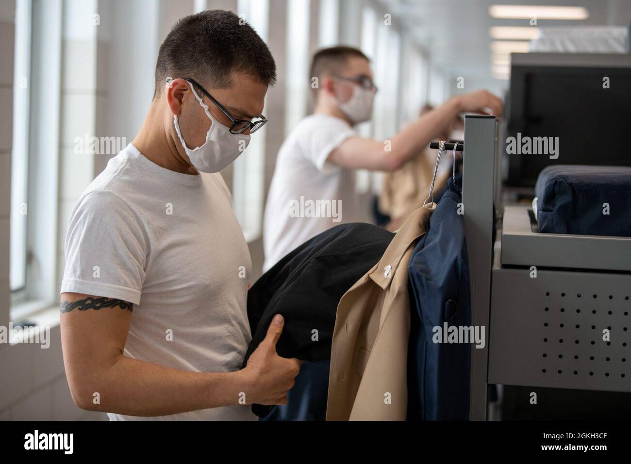 Navy bag inspection hi-res stock photography and images - Alamy