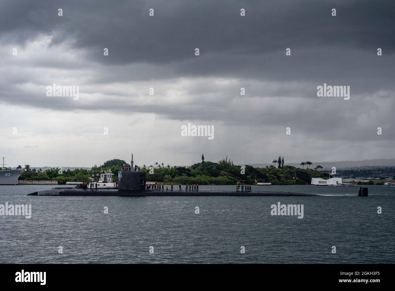 JOINT BASE PEARL HARBOR-HICKAM (April 20, 2021) -- The Los Angeles ...