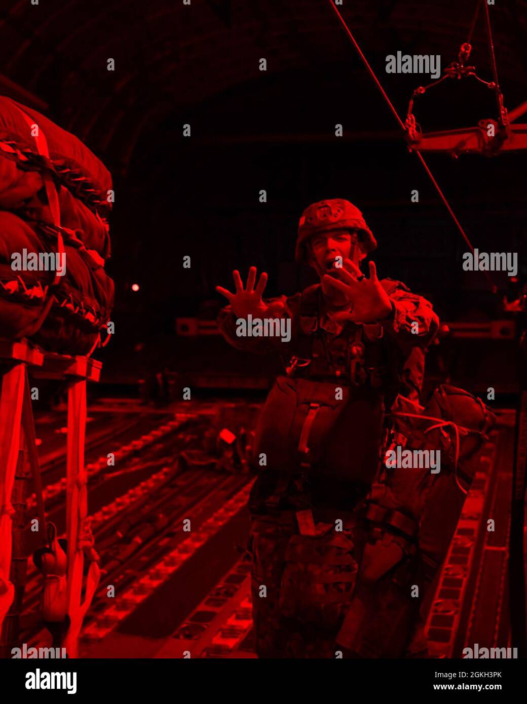 Joint jumpmaster hi-res stock photography and images - Alamy
