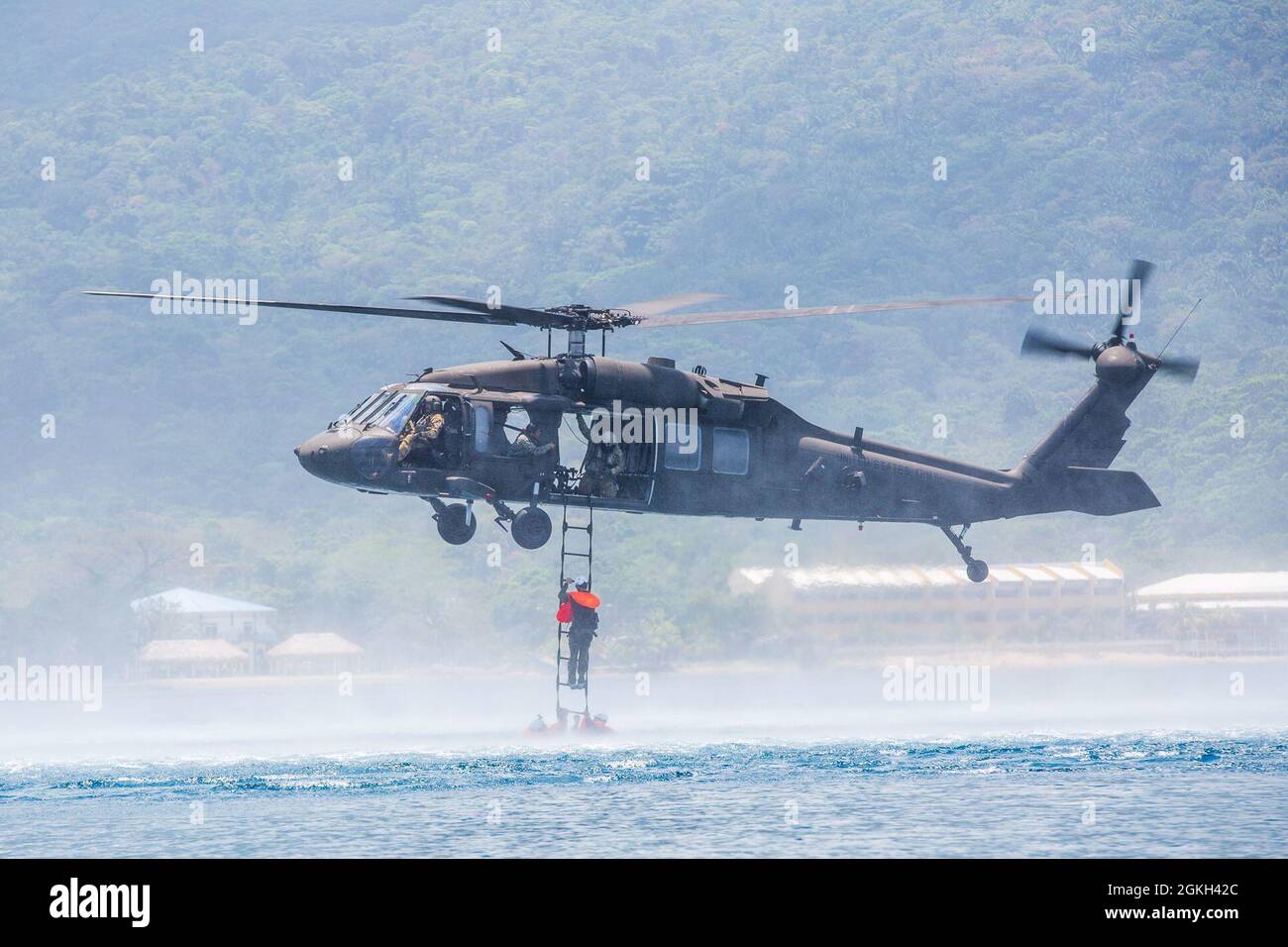 U.S. Army soldiers assigned to 1st Battalion, 228th Aviation Regiment ...