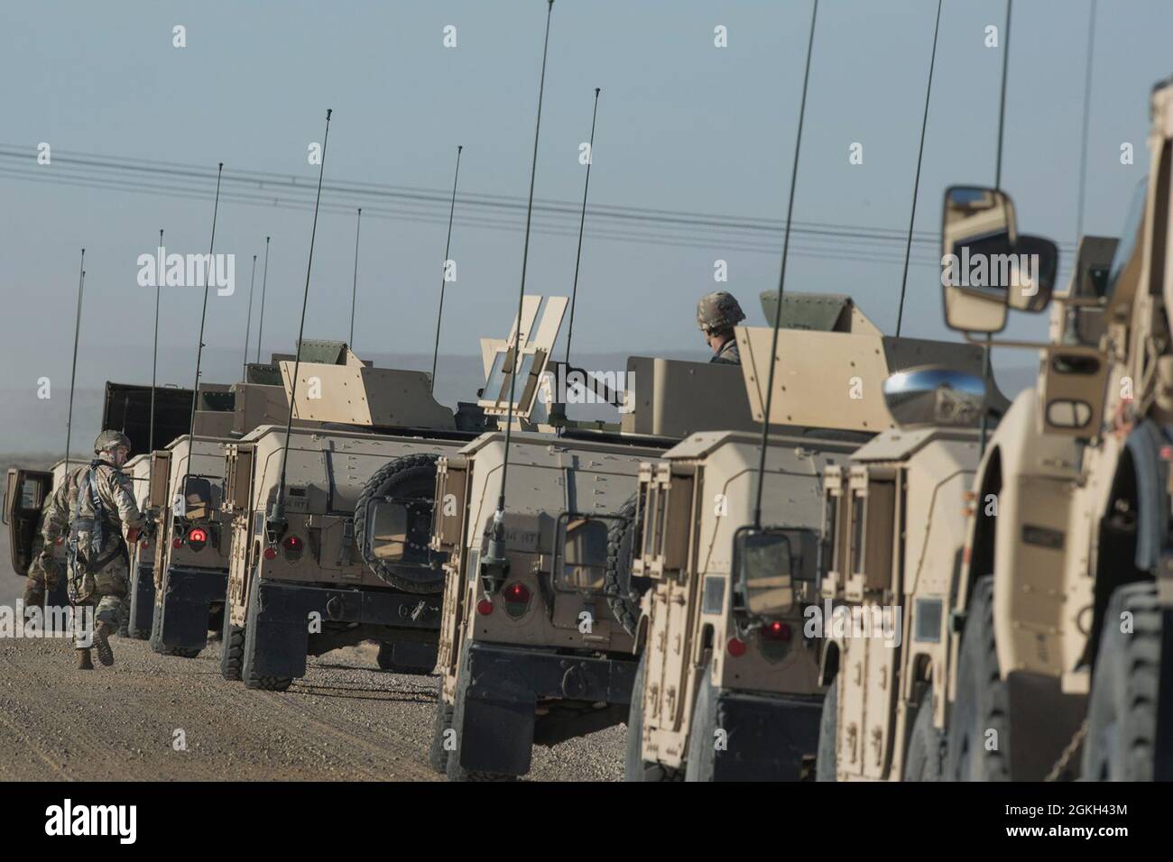 Convoy stops hi-res stock photography and images - Alamy