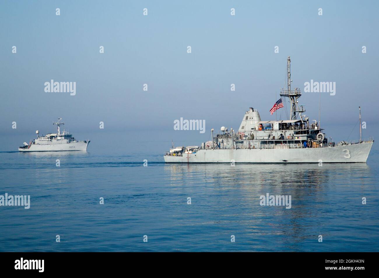 210420-A-MU580-1127 ARABIAN GULF (April 20, 2021) - French Marine ...
