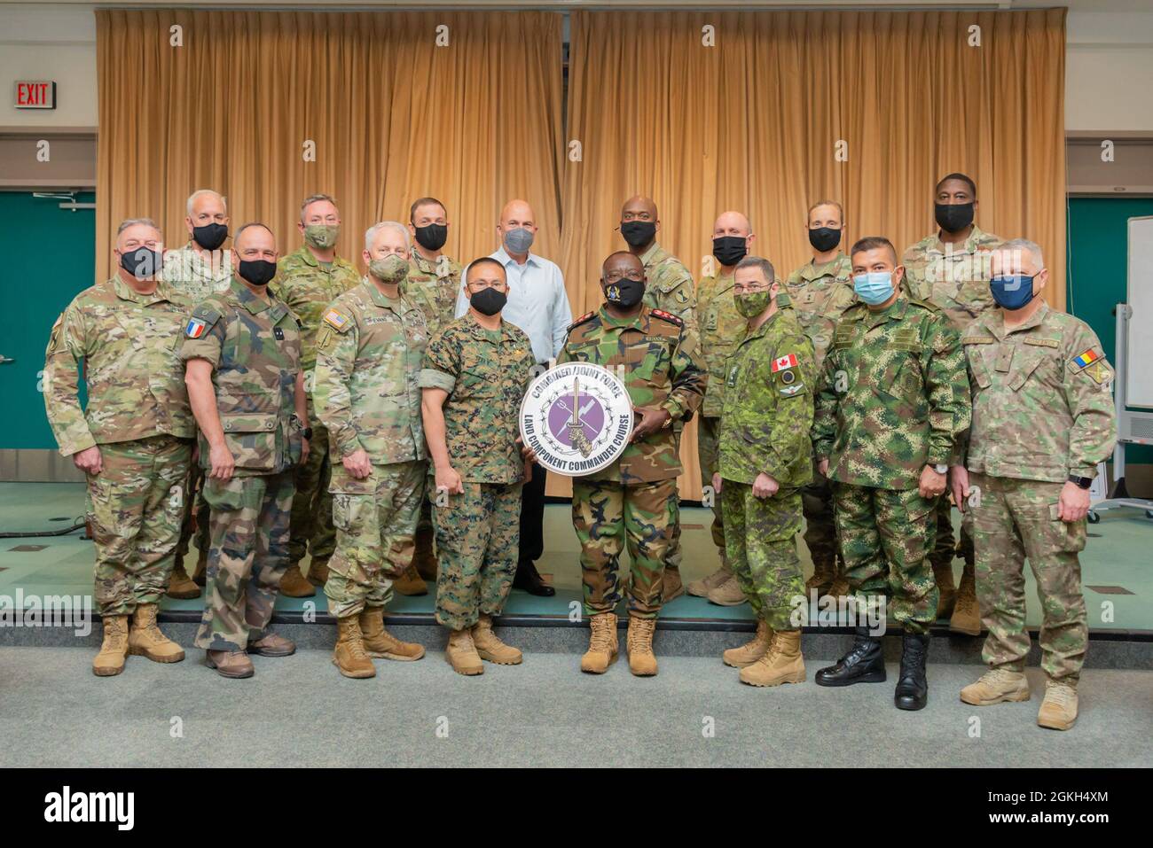 Ghana Army Chief of Staff Maj. Gen. Thomas Oppong-Peprah (front, center ...
