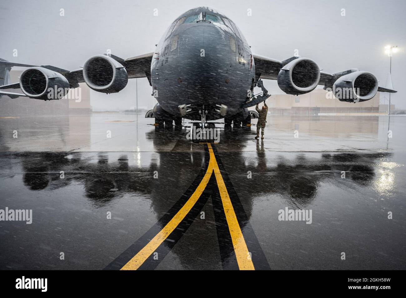 Master Sgt. Justin Tamburro, 32nd Aerial Port Squadron fleet services ...