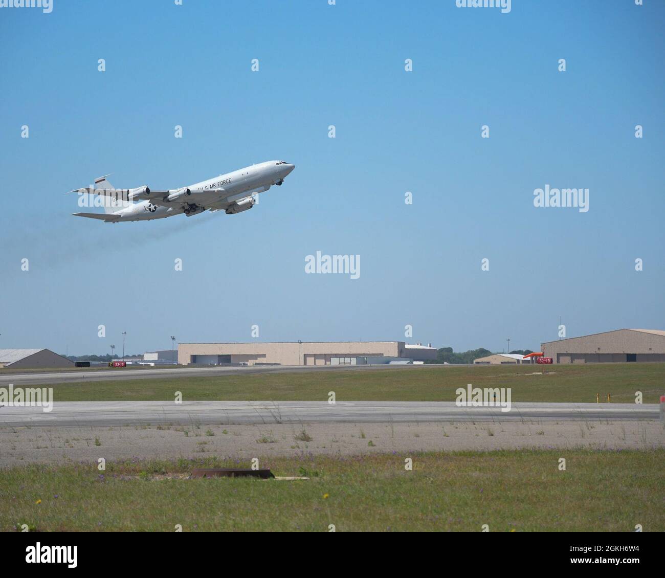 An E-8C Joint STARS departs from Robins Air Force Base, Georgia, April ...