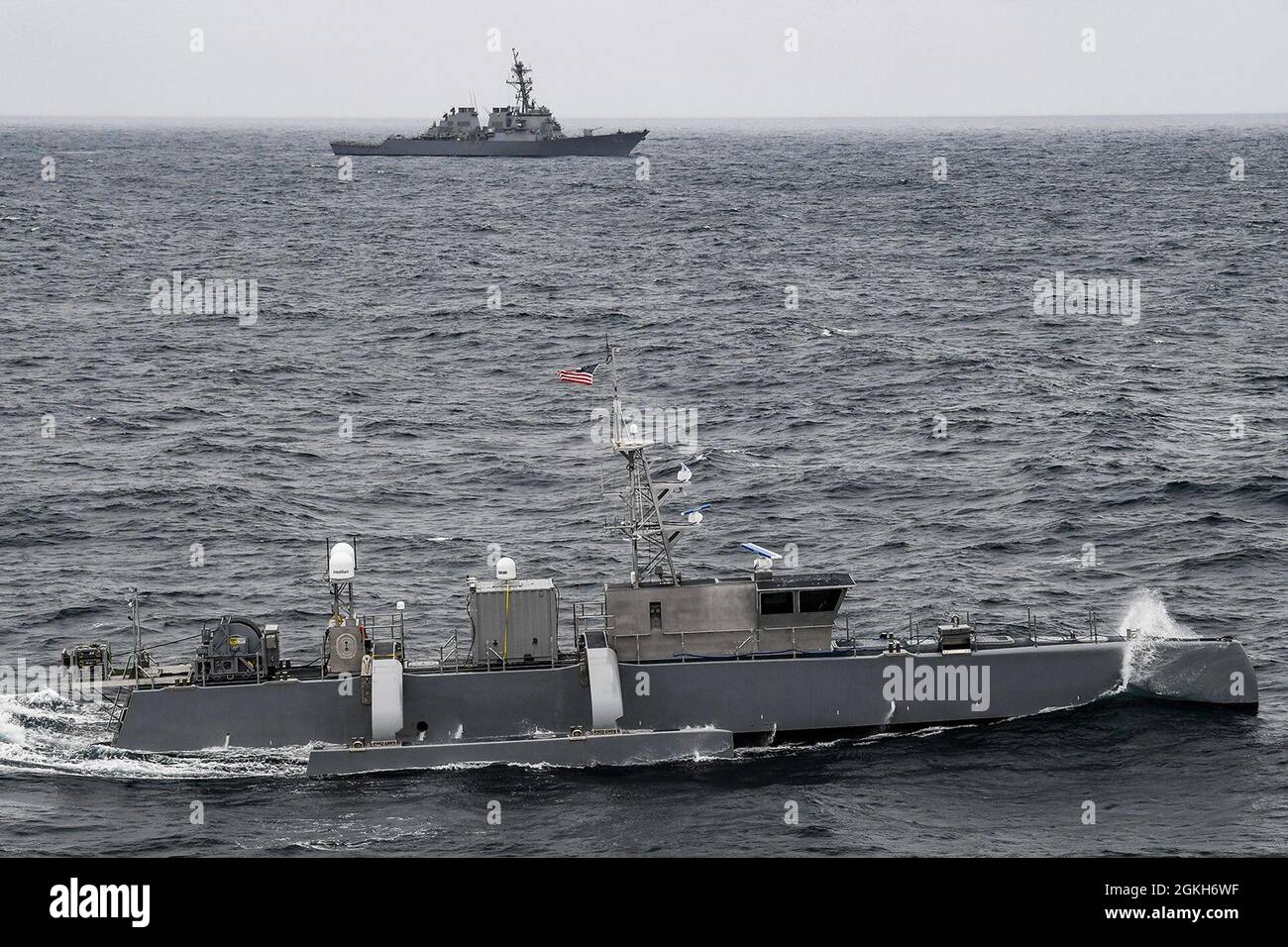 210421-N-FC670-1034 PACIFIC OCEAN (April 21, 2021) A Seahawk medium ...