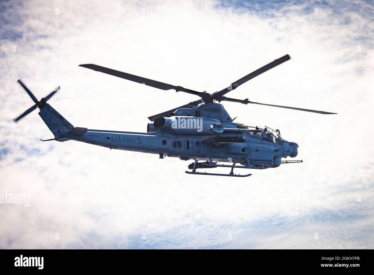 An AH-1Z Viper helicopter with Marine Light Attack Helicopter Squadron ...