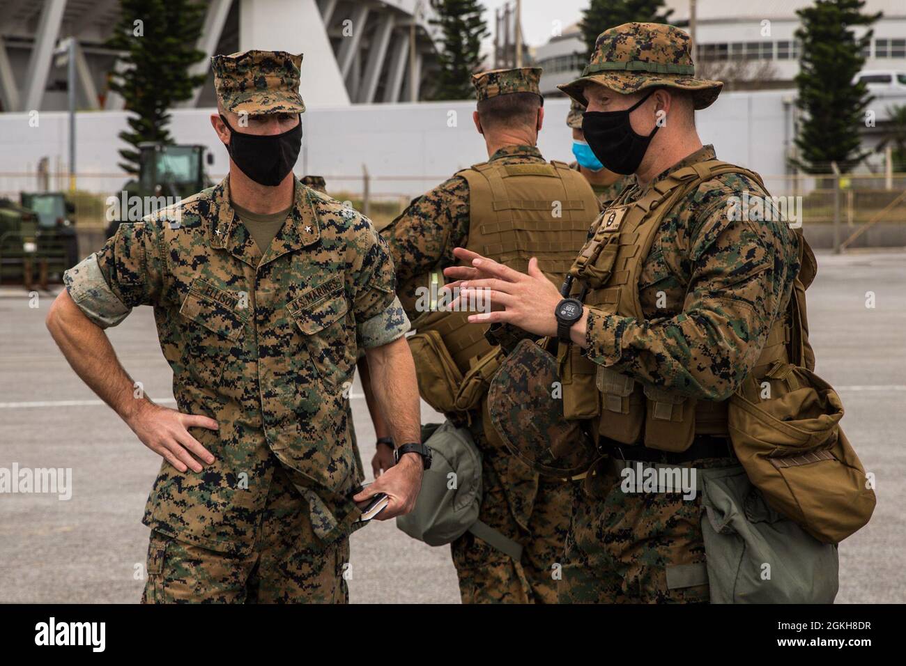General support combat logistics company hi-res stock photography and ...