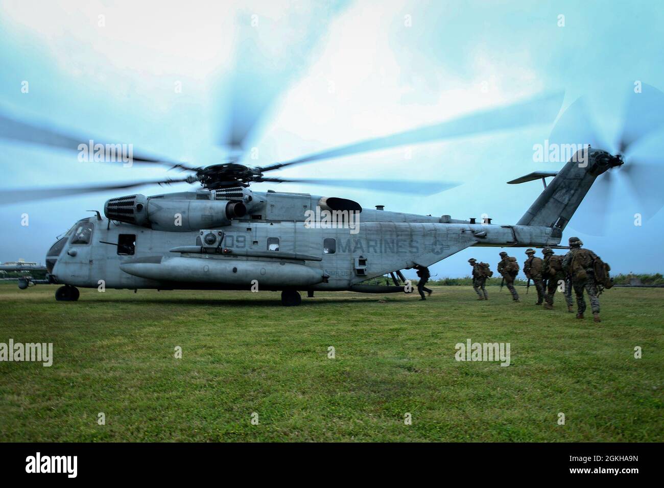 U.S. Marines with Landing Support Battalion (LSB), Combat Logistics ...