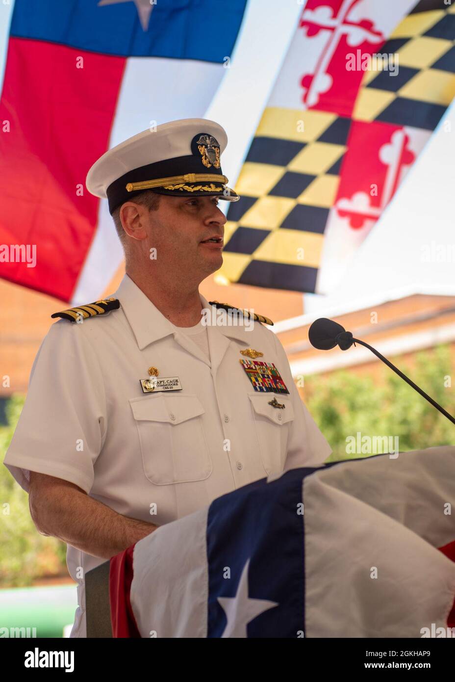 KINGS BAY, Ga., (April 22, 2021) Capt. John Cage, incoming commodore ...