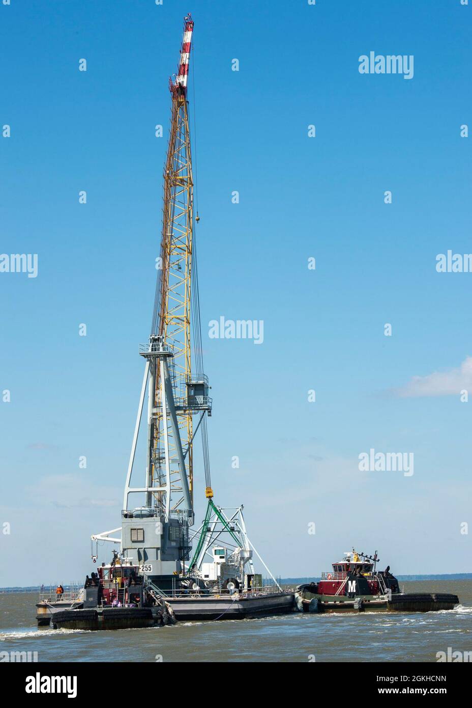 Carrier aircraft crash crane hi-res stock photography and images - Alamy