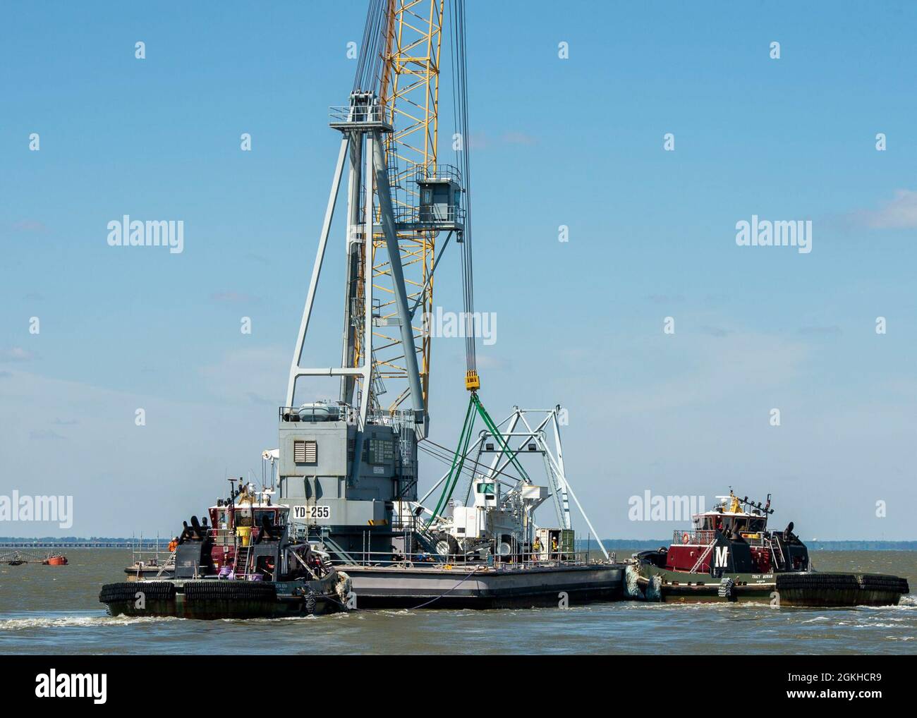 Carrier aircraft crash crane hi-res stock photography and images - Alamy