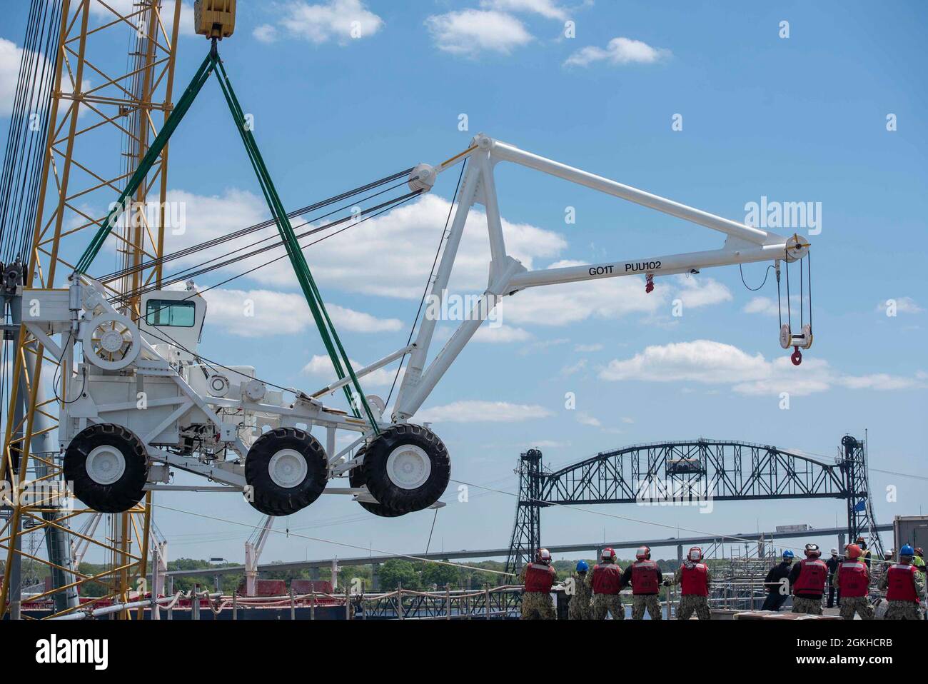 Carrier aircraft crash crane hi-res stock photography and images - Alamy