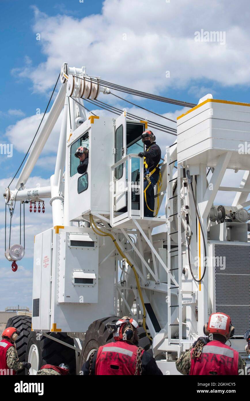 Carrier aircraft crash crane hi-res stock photography and images - Alamy