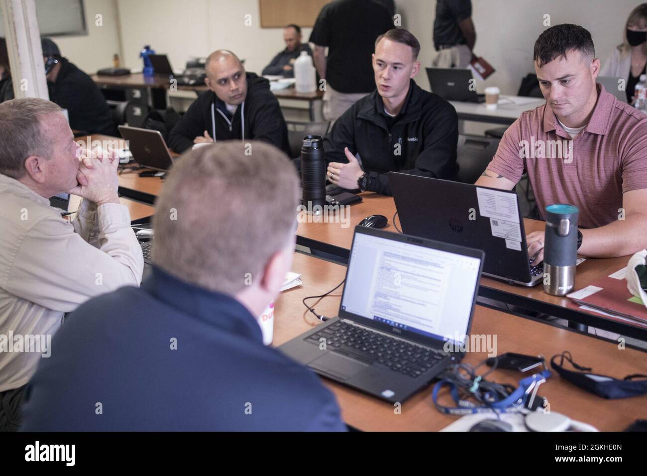 U.S. Army Reserve Soldiers, Marines and local law enforcement agencies ...