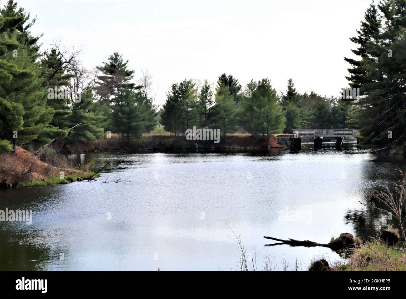 A scene of Suukjak Sep Lake at Pine View Campground in the Pine View ...