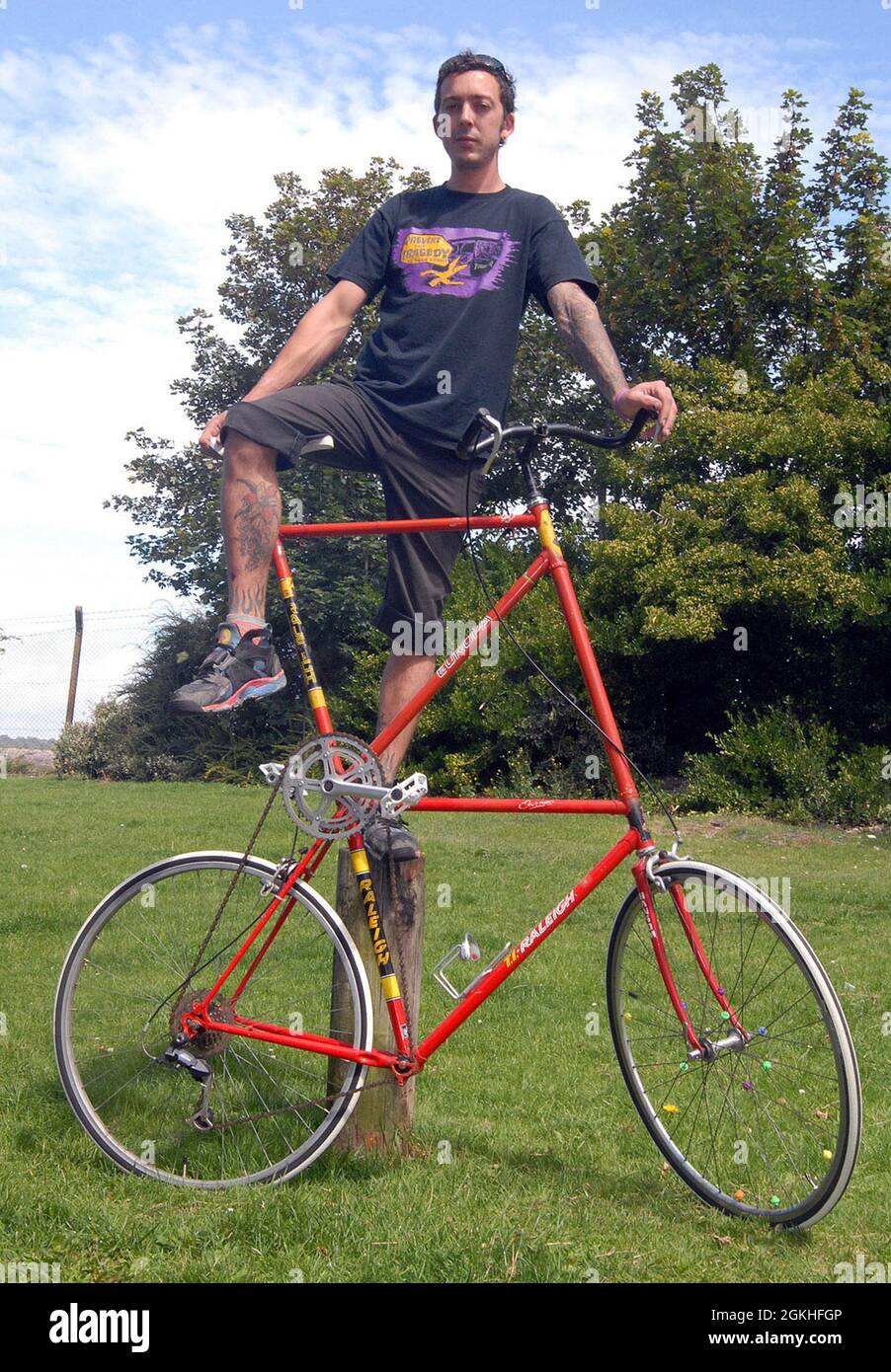 BIKE MAD DAN PRITCHARD (26) RIDES AROUND BRIGHTON ON HIS FIVE FOOT BIKE ...