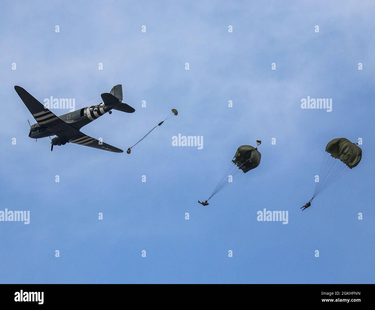 World War II veteran Jim “Pee Wee” Martin celebrates his 100th birthday ...