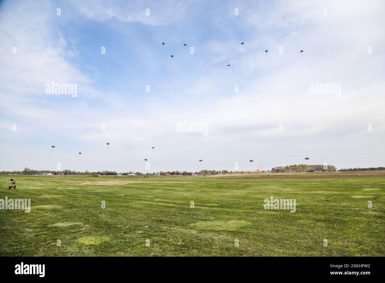 World War II veteran Jim “Pee Wee” Martin celebrates his 100th birthday ...