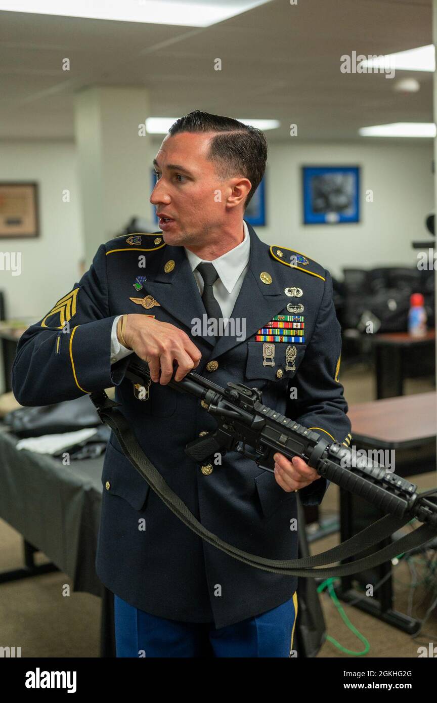 Staff Sgt. Christian Cummings, a best warrior competitor from 5th ...