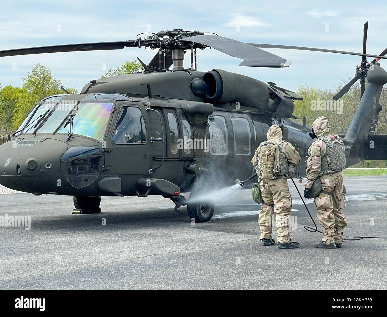 Soldiers of the 45th CBRNE Company, 110th Chemical Battalion, perform ...