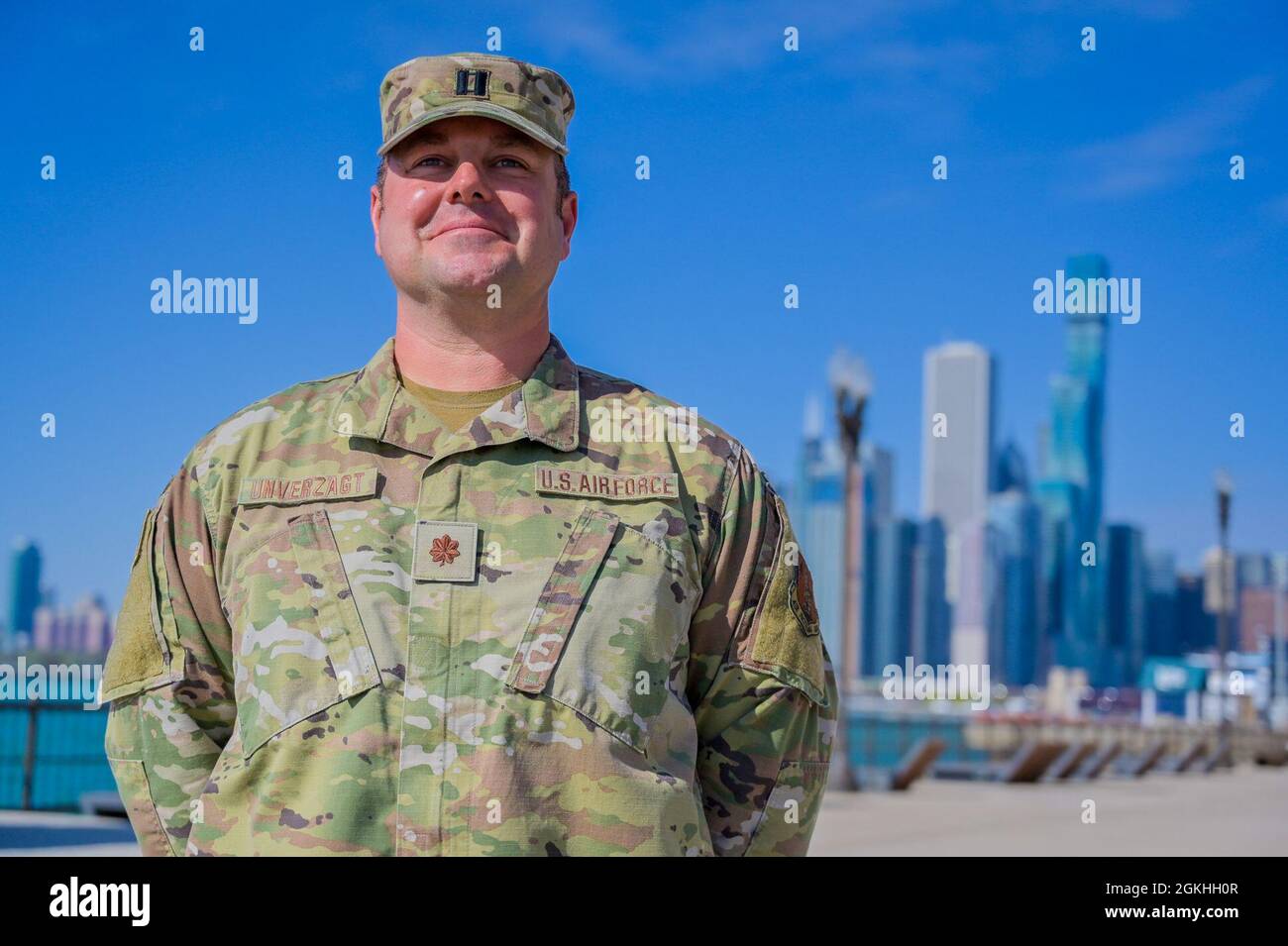 183rd airlift wing hi-res stock photography and images - Alamy