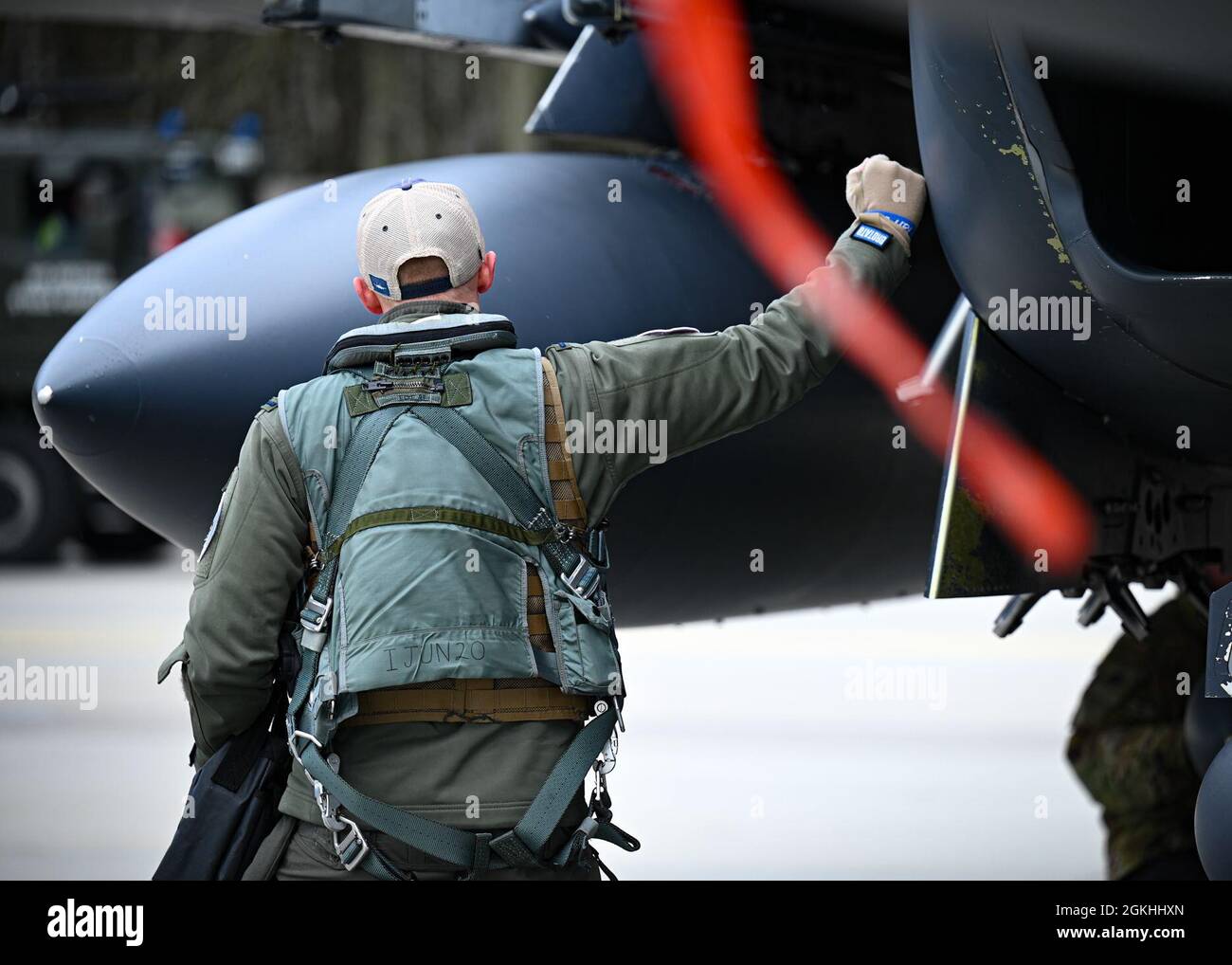 1st Lt. Nick Wendt, 492nd Fighter Squadron weapon systems officer ...