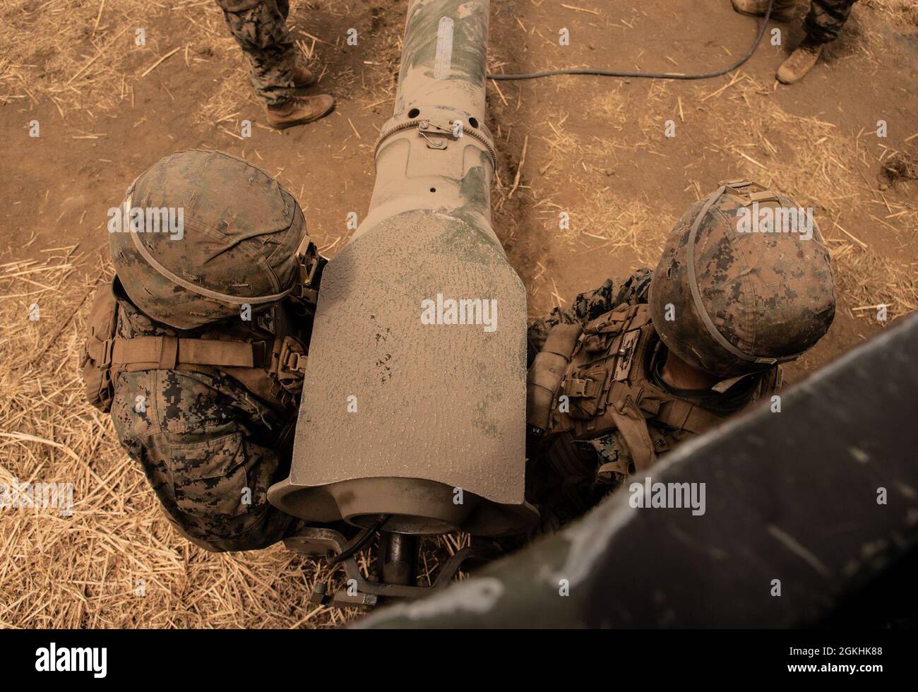 U.S. Marine Corps Lance Cpl. Jesus Dalumpins and Edwards Vegaalmanzar ...