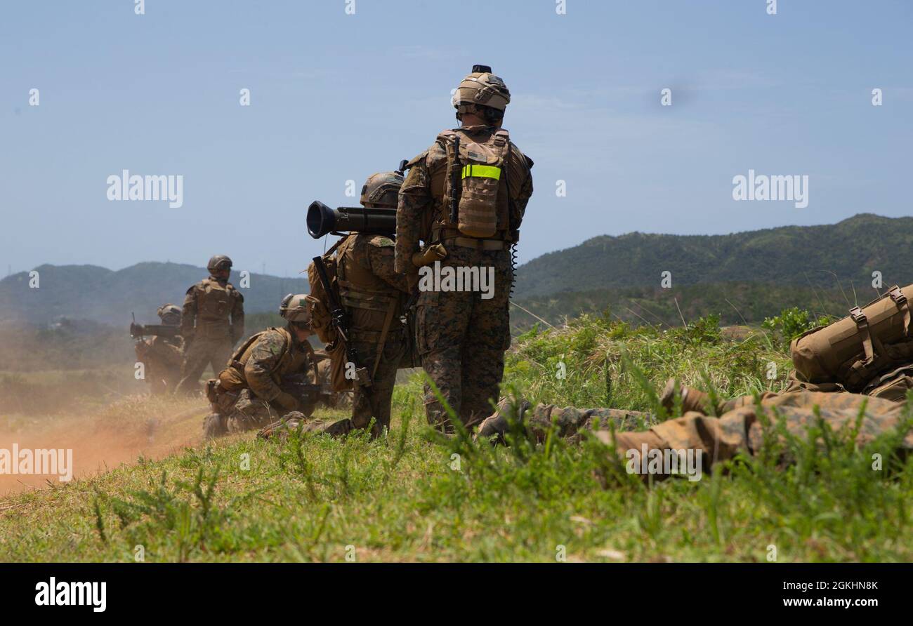 U.S. Marines with Amphibious Reconnaissance Platoon, 31st Marine ...