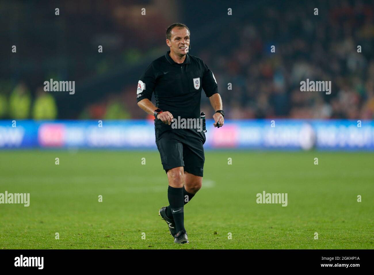 Geoff eltringham hi-res stock photography and images - Alamy