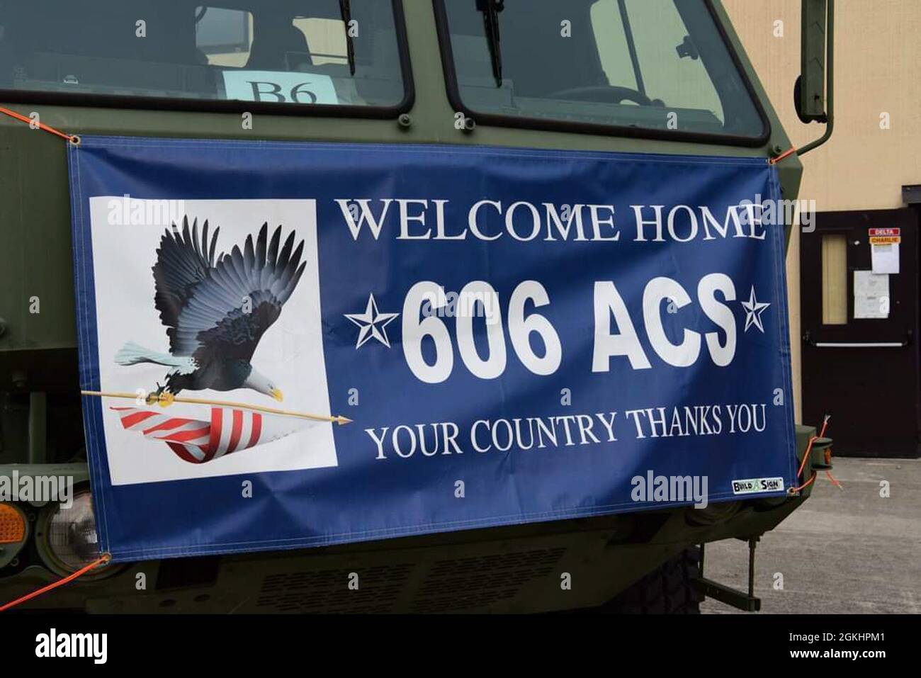 Airmen assigned to the 606th Air Control Squadron (ACS) return home at ...