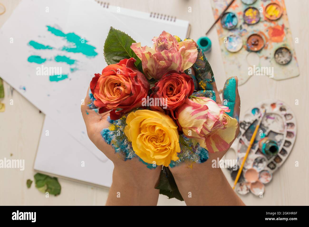 Floral color palettes hi-res stock photography and images - Alamy
