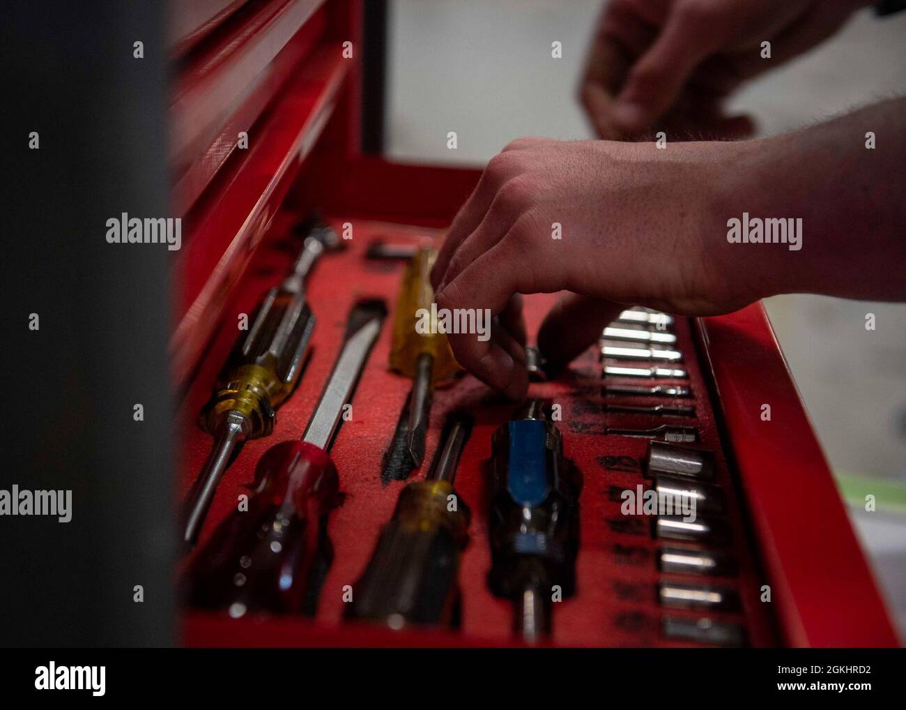 Shipboard tools hi-res stock photography and images - Alamy