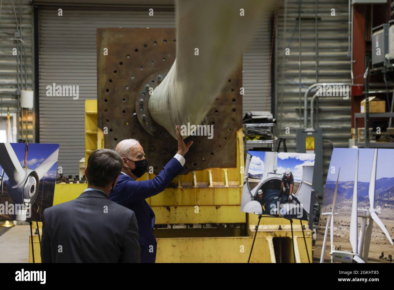 National renewable energy laboratory flatirons campus hi-res stock ...