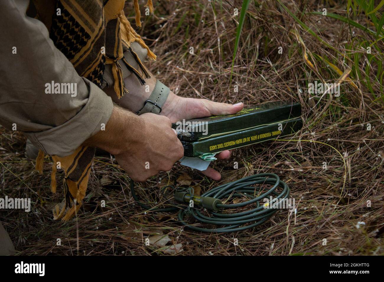 Plastic explosive hi-res stock photography and images - Alamy