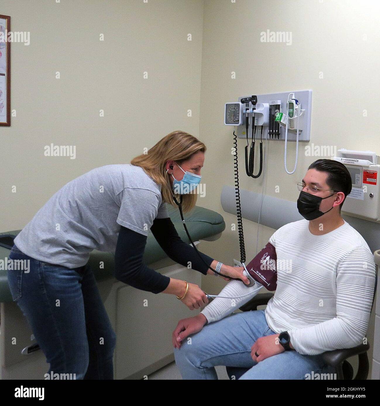 U s army health clinic hi-res stock photography and images - Alamy