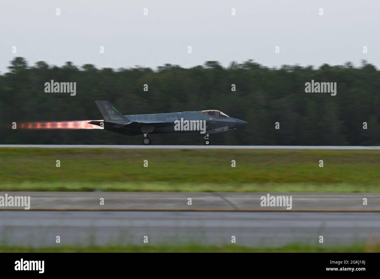 A 33rd Fighter Wing F-35A Lightning II takes off April 28, 2021, at ...